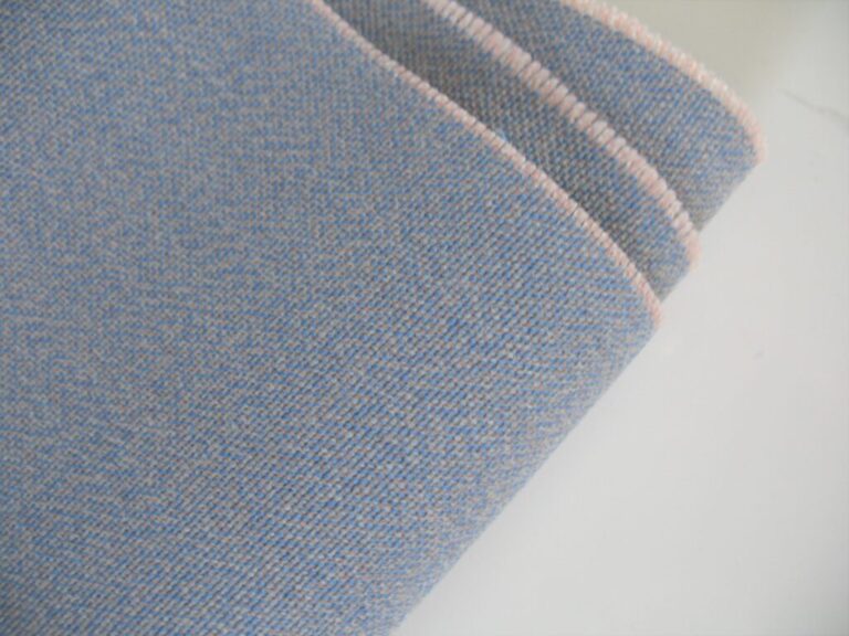 Kvadrat meubelstoffen ca. 50% korting | Stof voor Design